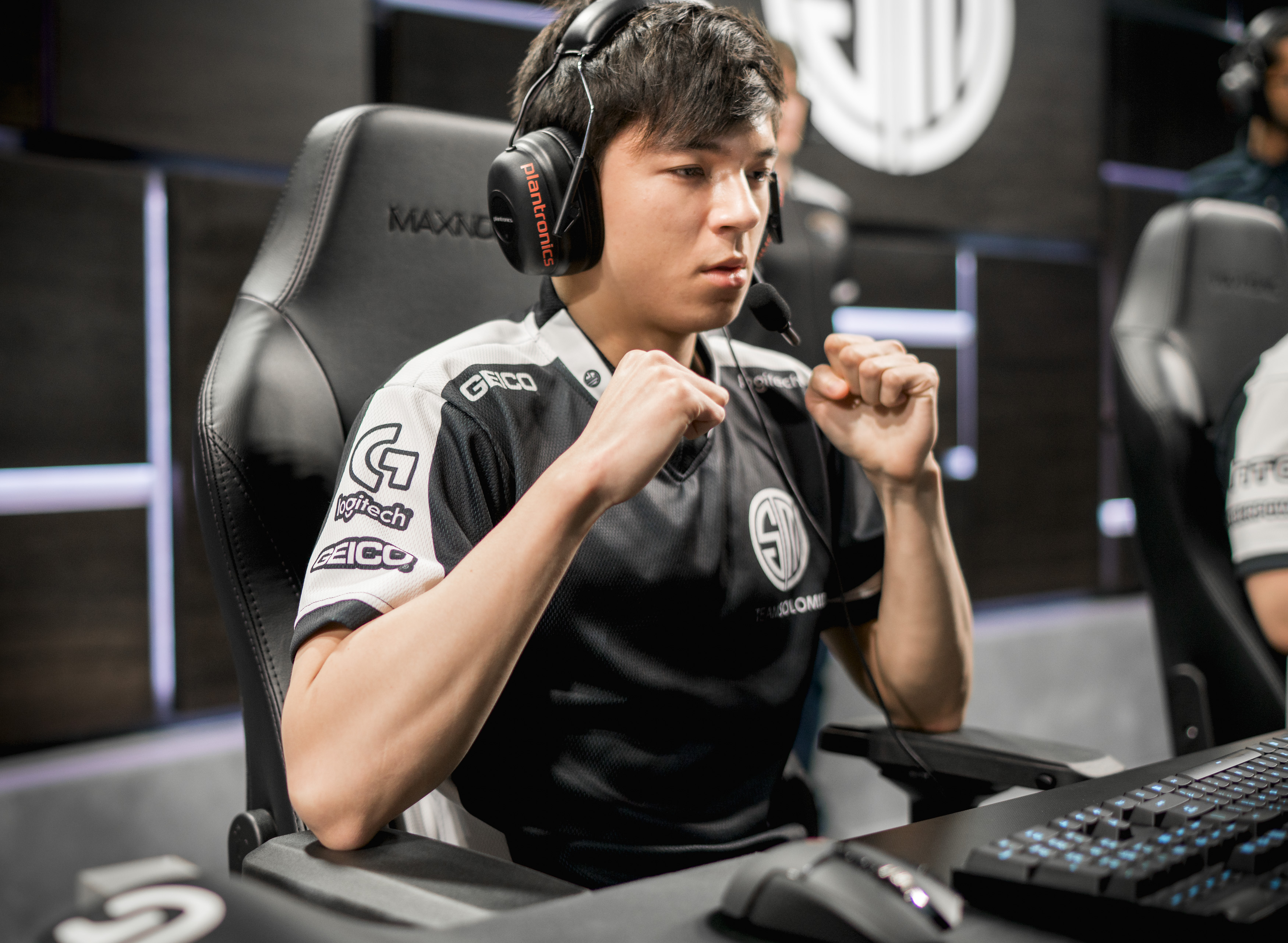 Momentos Destacados de la LCS NA con Hauntzer » Hero Network