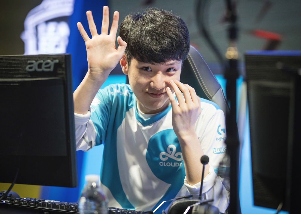 Ray anuncia su salida de Cloud9 y podría regresar a Edward Gaming ...