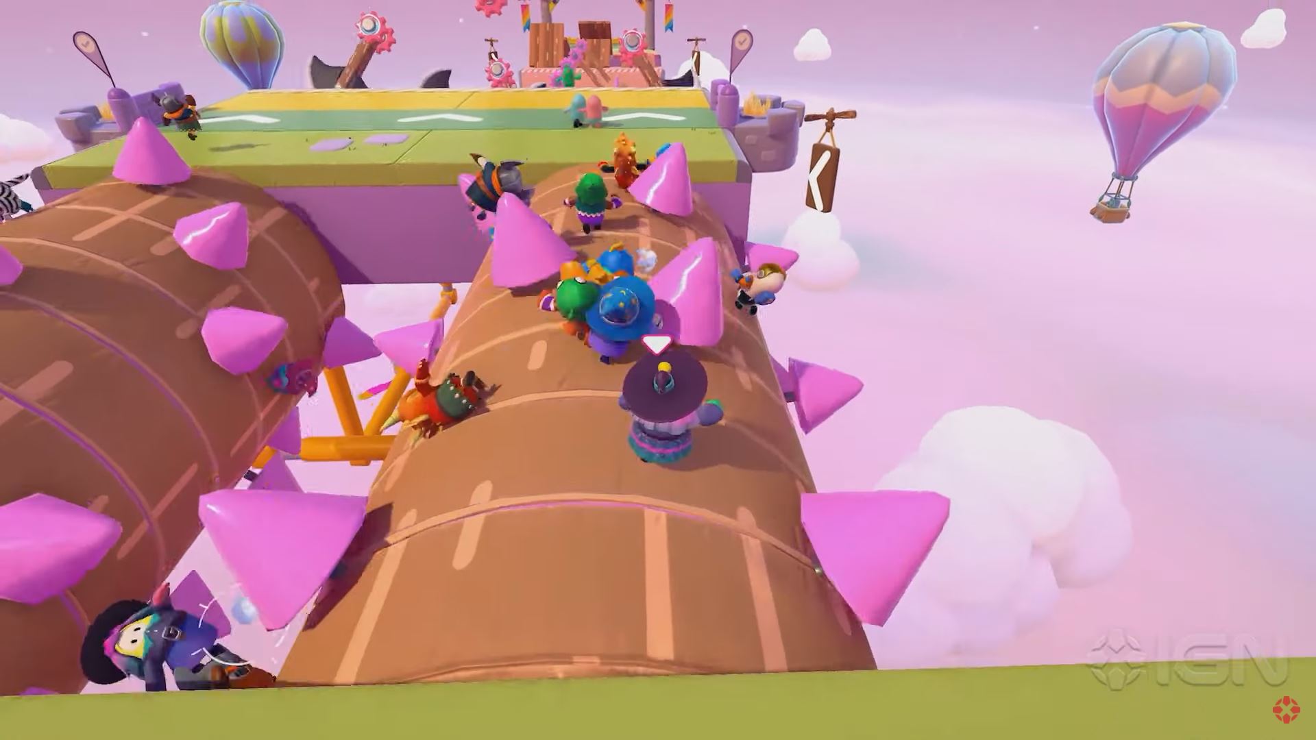 Fall Guys presenta Knight Fever, uno de sus nuevos niveles