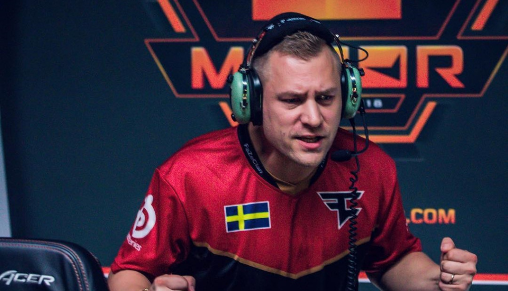 RobbaN vuelve a tomar el cargo de coach para FaZe Clan » Hero Network