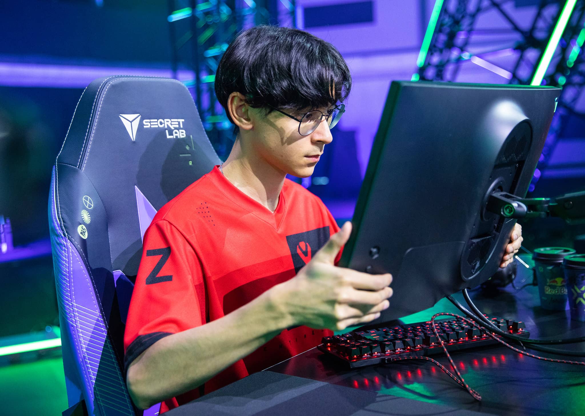 TenZ critica a Riot Games por utilizar PCs antiguas en eventos ...